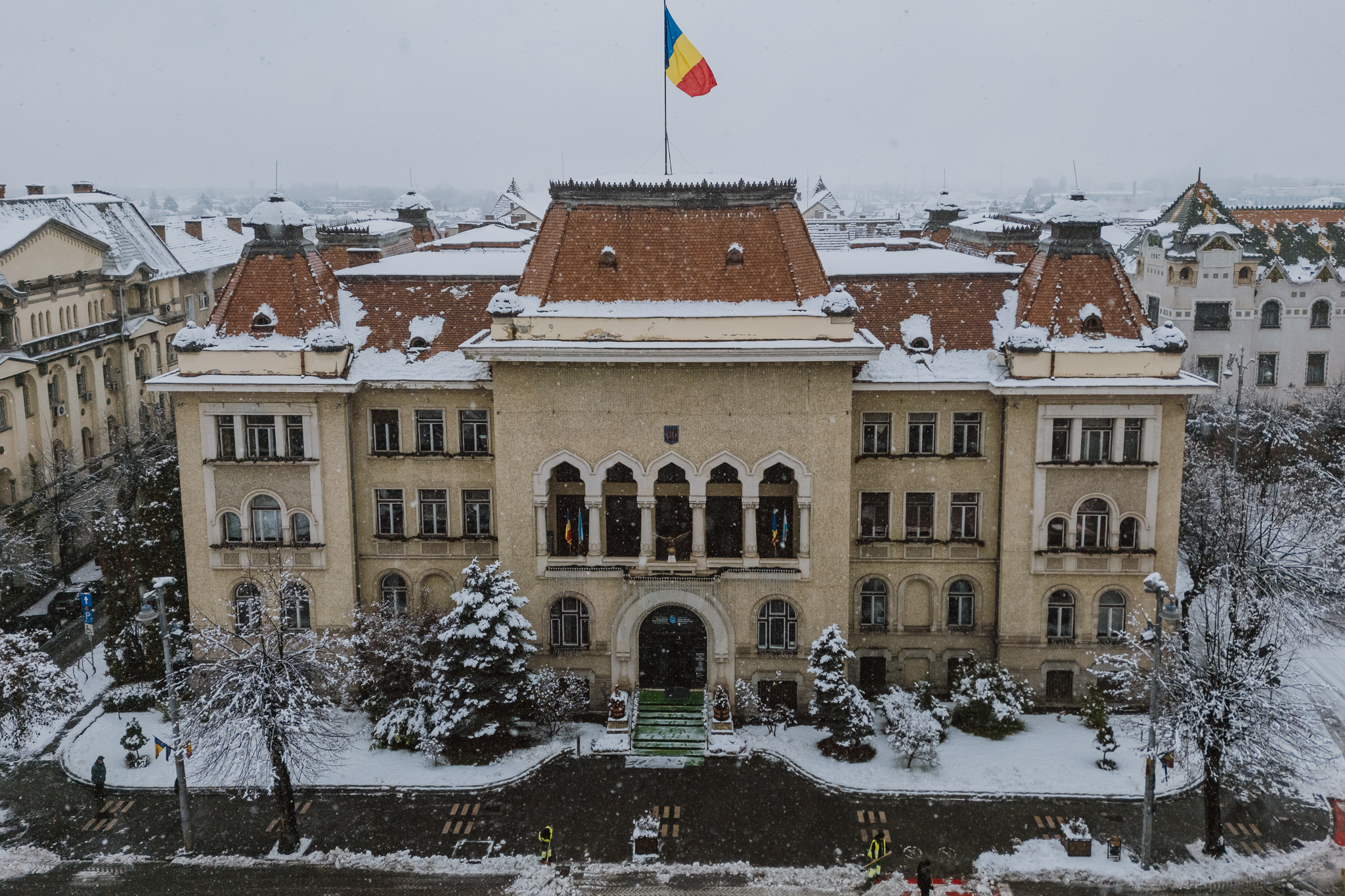 💳 Începând cu 12 ianuarie 2026, se reia plata impozitelor pe ...